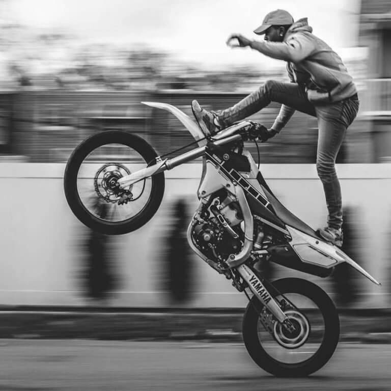 Les Différentes Familles de Motard